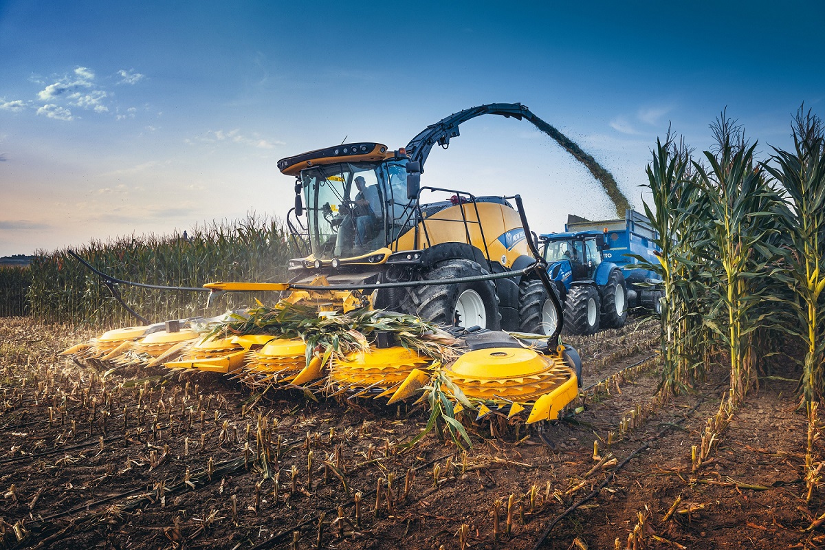 New Holland apresenta sua mais potente forrageira: a FR 920 Forage ...